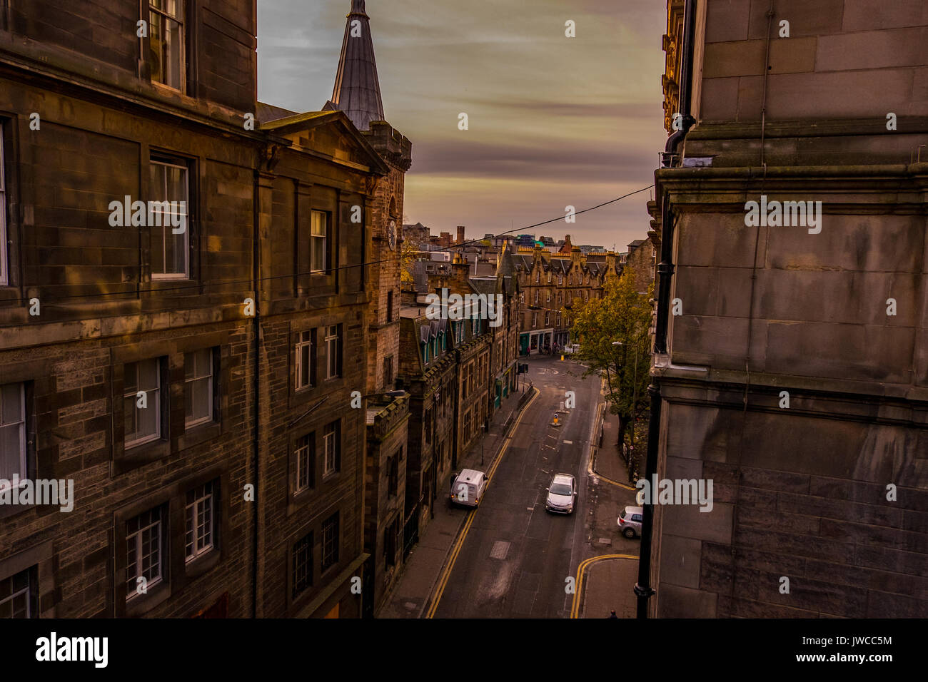 Edinburgh old town the bridges hi-res stock photography and images - Alamy