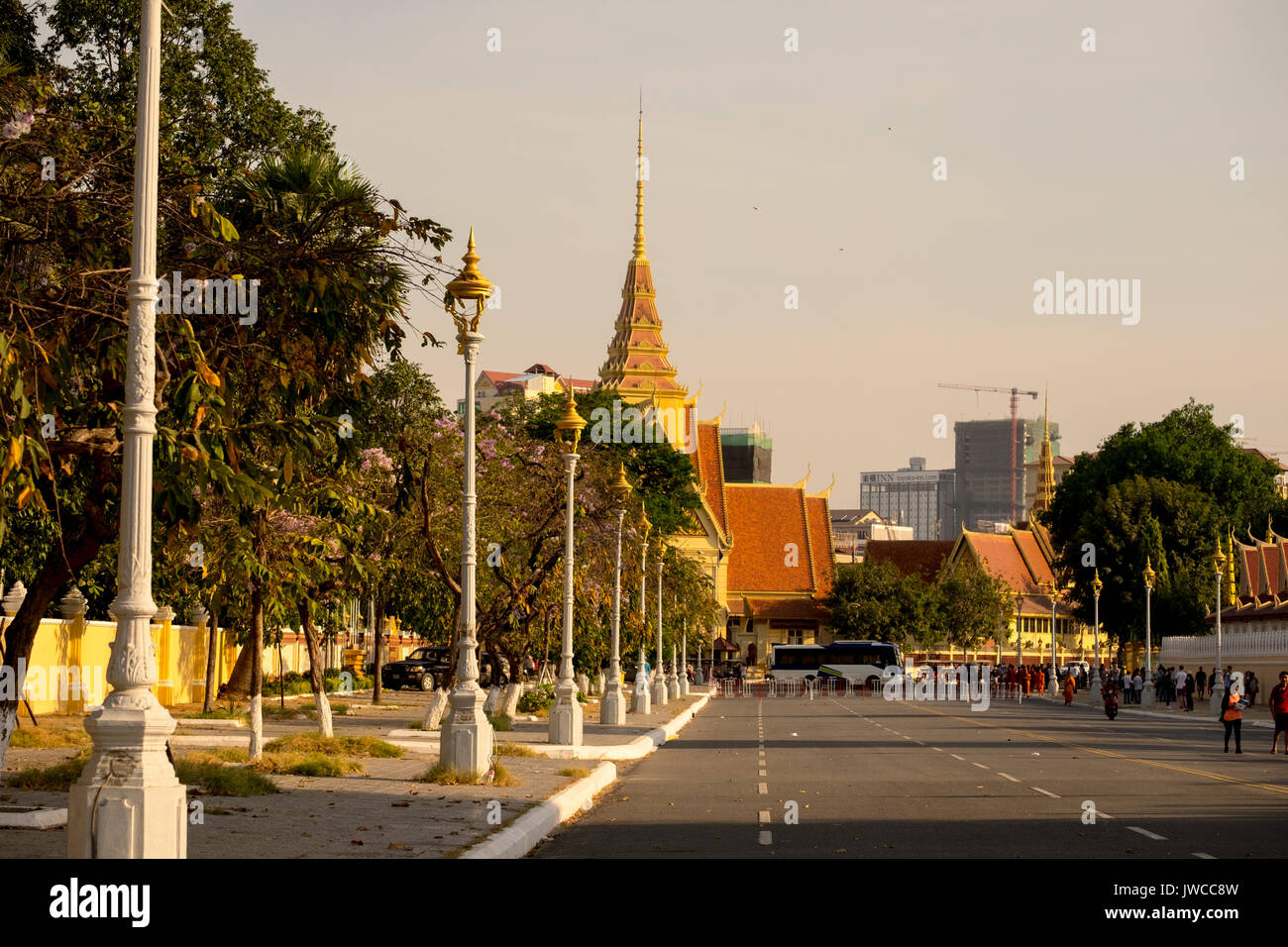 city streets phnom penh Stock Photo - Alamy