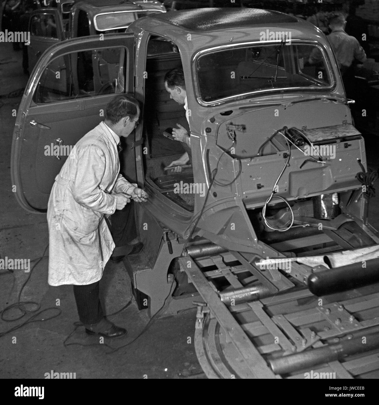 Automobile Factory 1930's Stock Photos & Automobile Factory 1930's ...