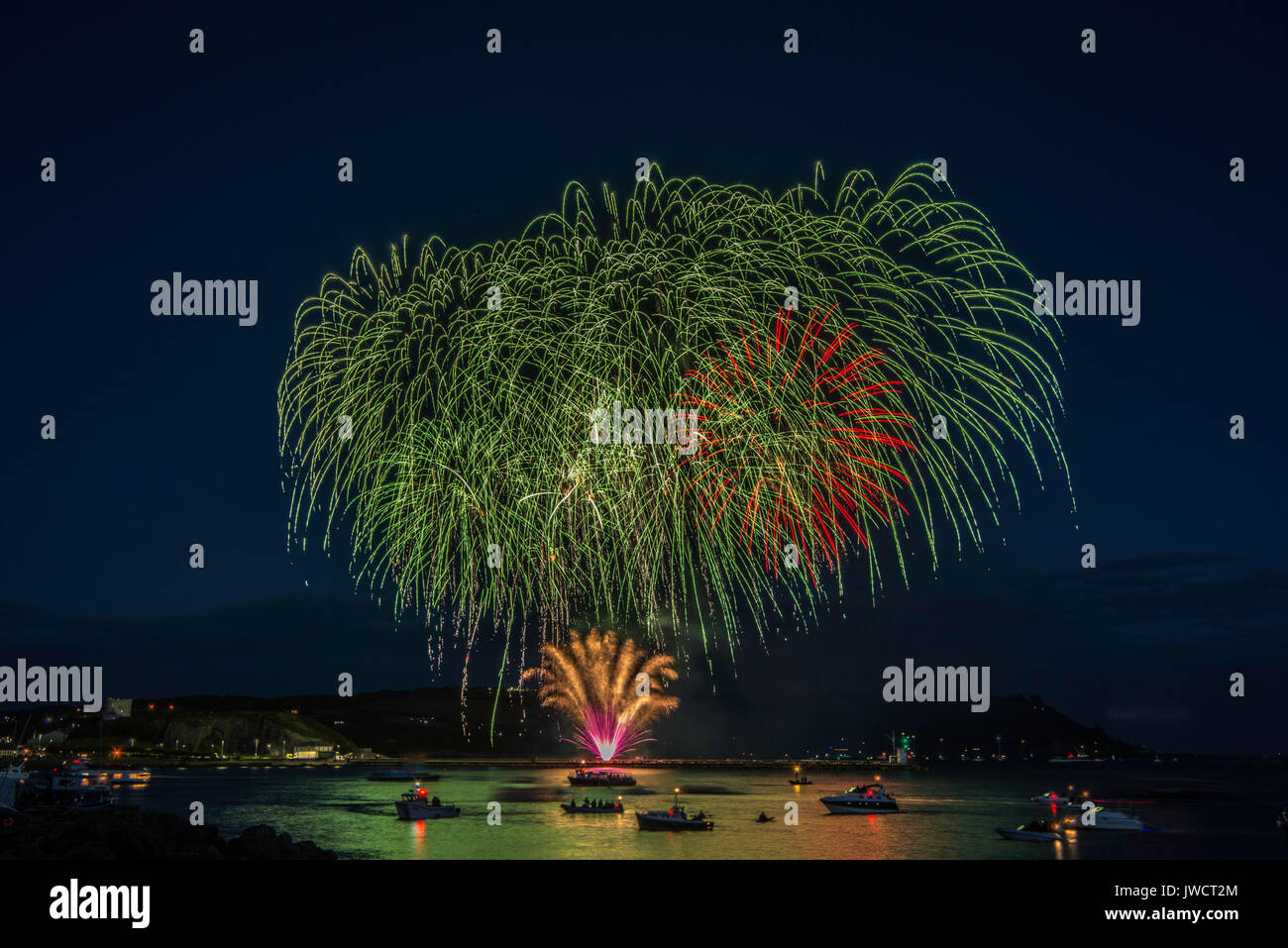 National fireworks championships hi-res stock photography and images ...