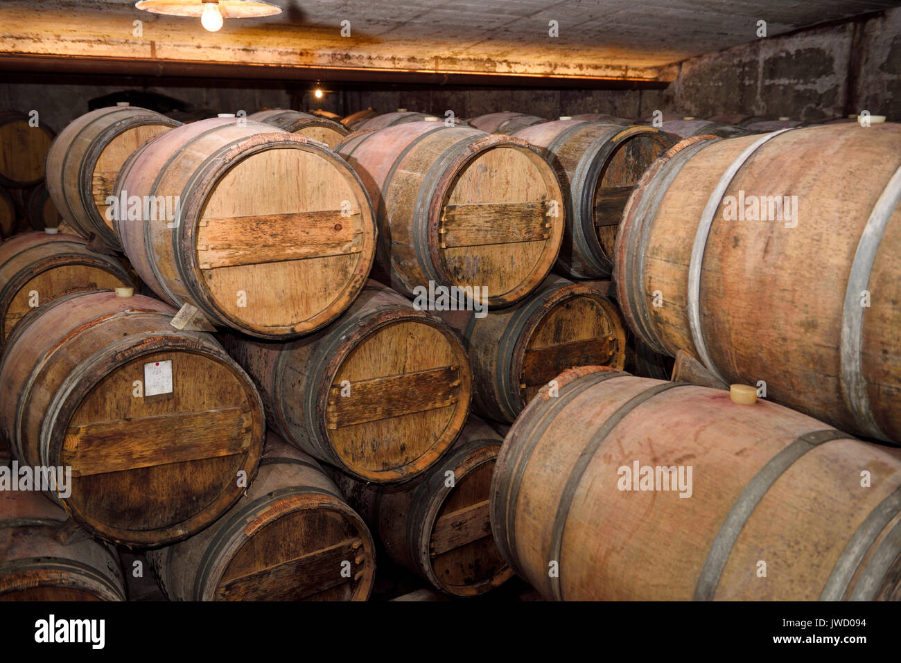 French oak barrique hi-res stock photography and images - Alamy