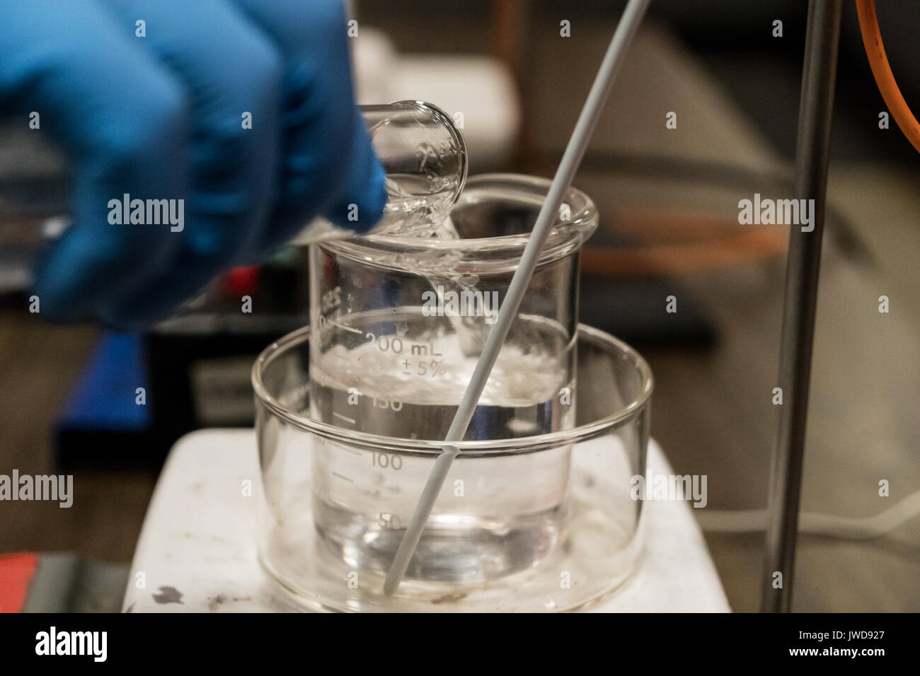 Wet chemistry hi-res stock photography and images - Alamy