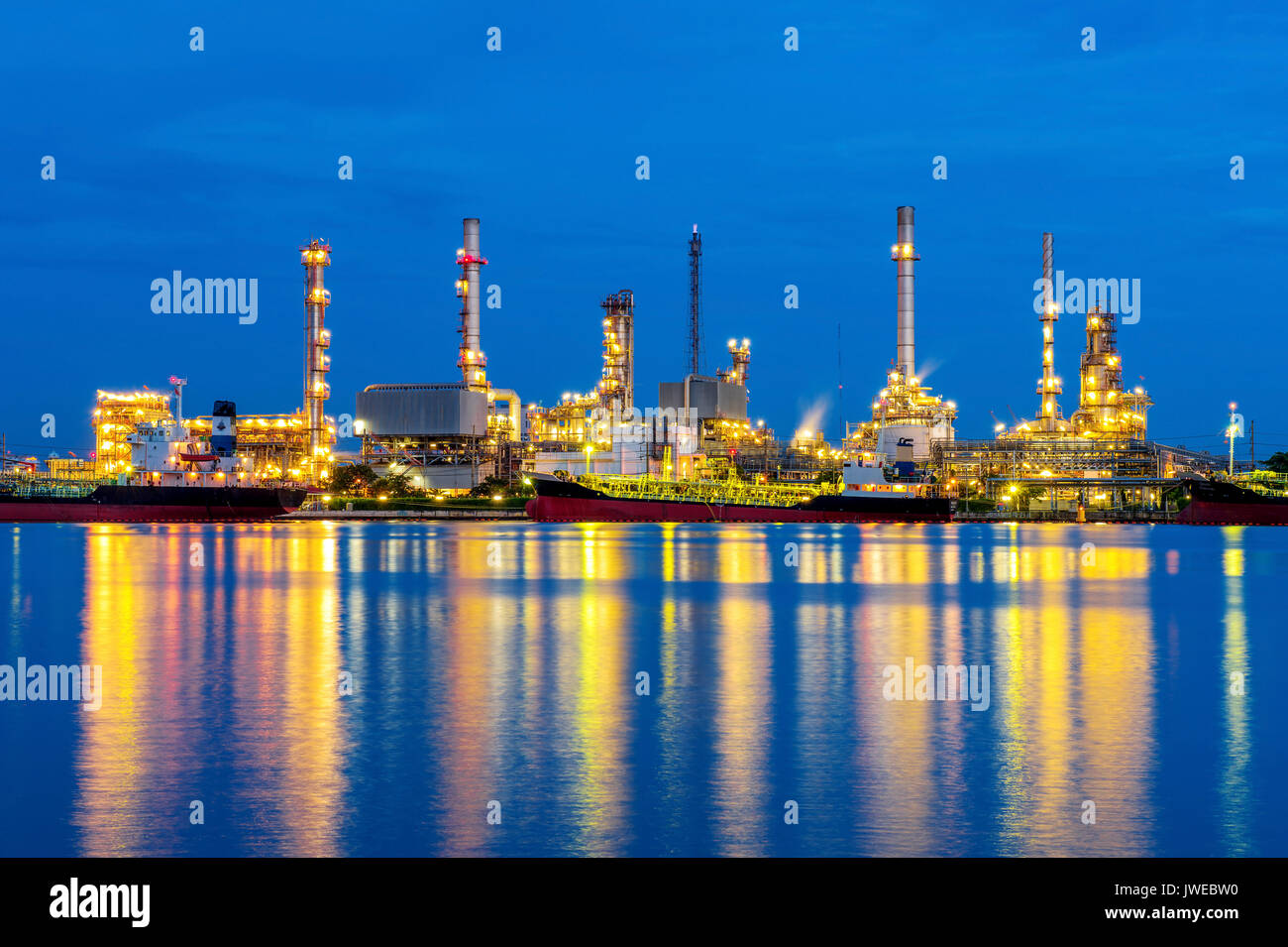 Refinery plant in bangkok hi-res stock photography and images - Alamy