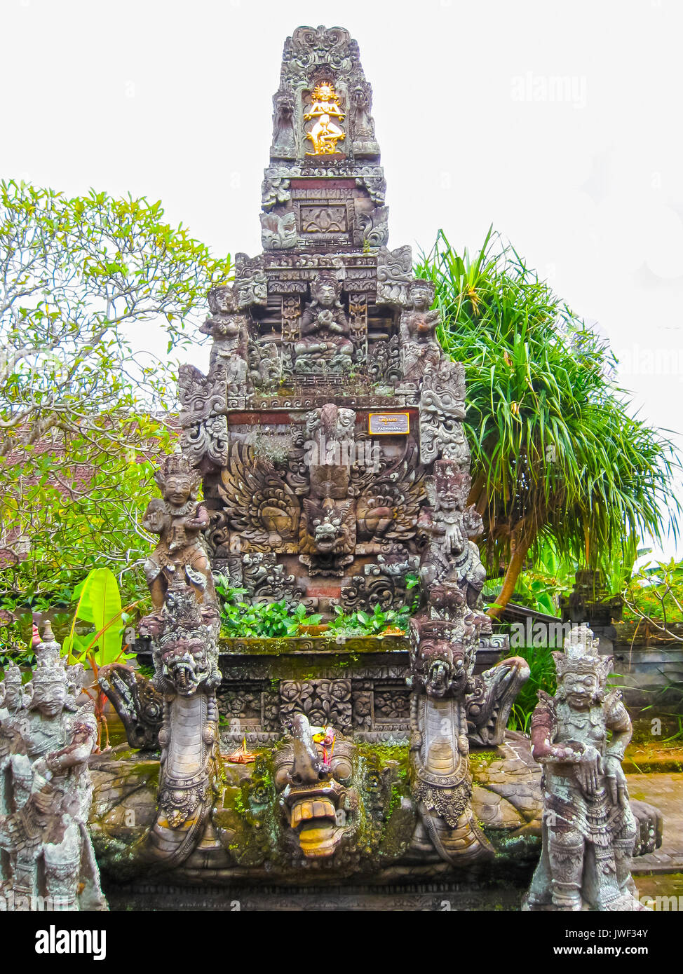Bali stone sculpture hi-res stock photography and images - Alamy