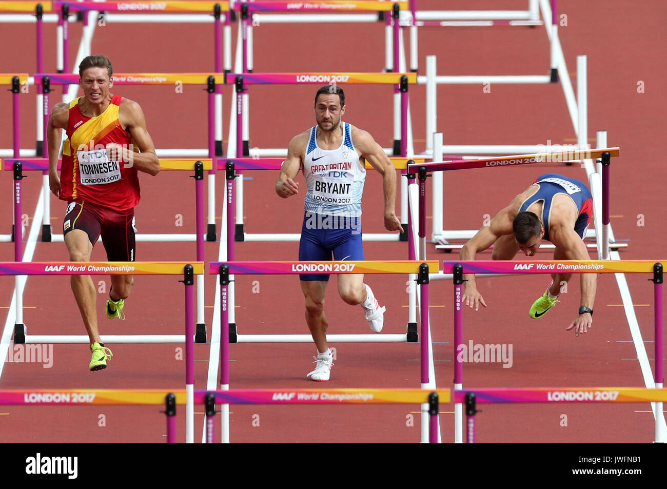 Hurdles fall hi-res stock photography and images - Alamy