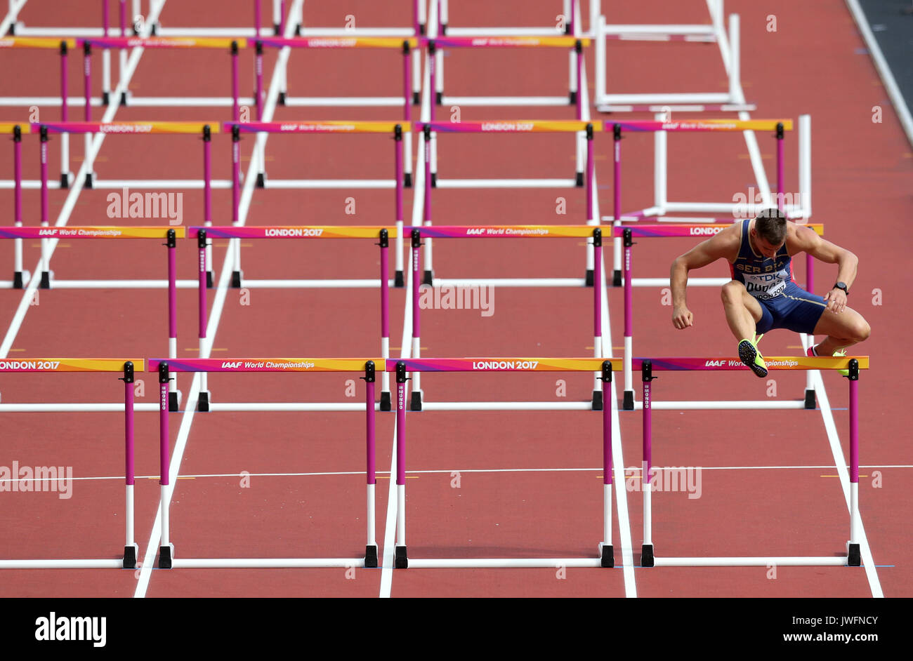 Hurdles fall hi-res stock photography and images - Alamy