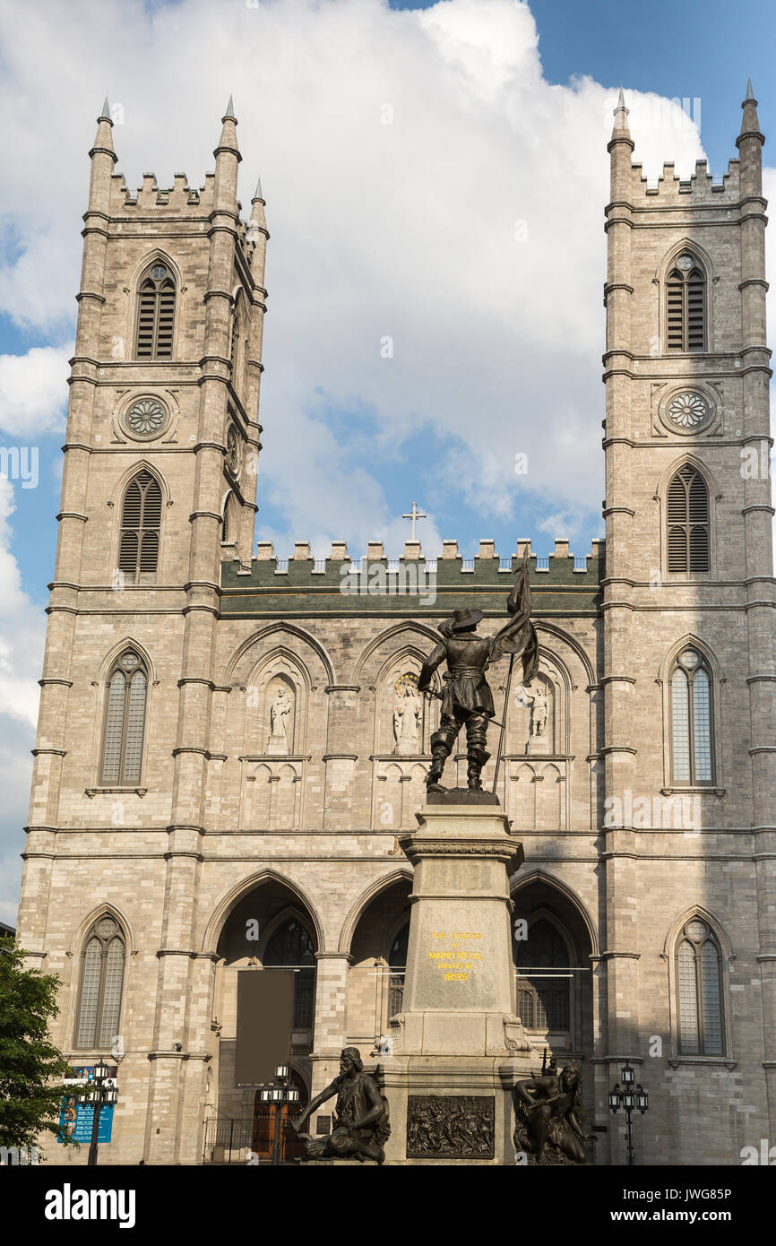 Old quebec's cathedral basilica hi-res stock photography and images - Alamy