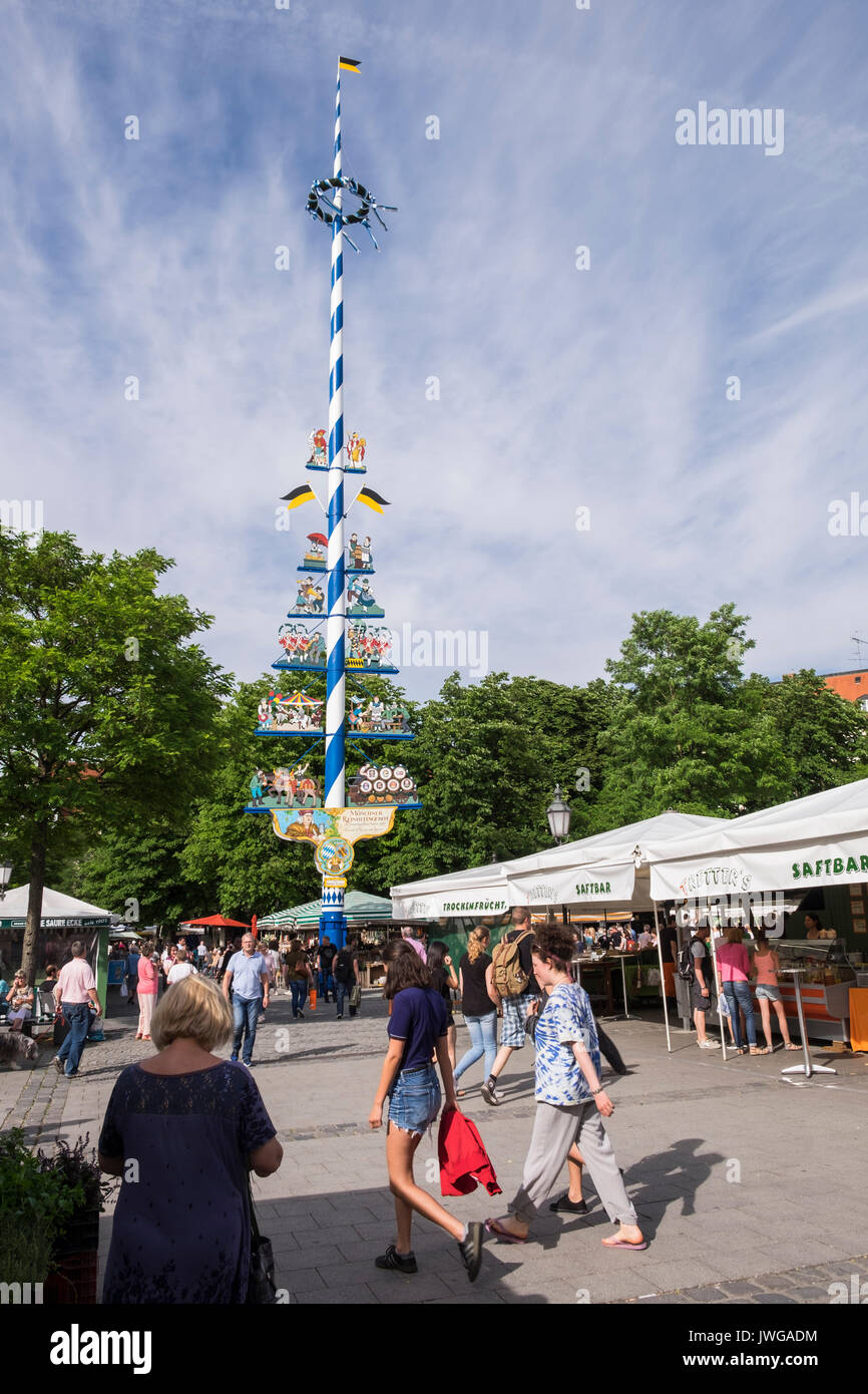 Maibaum hi-res stock photography and images - Alamy