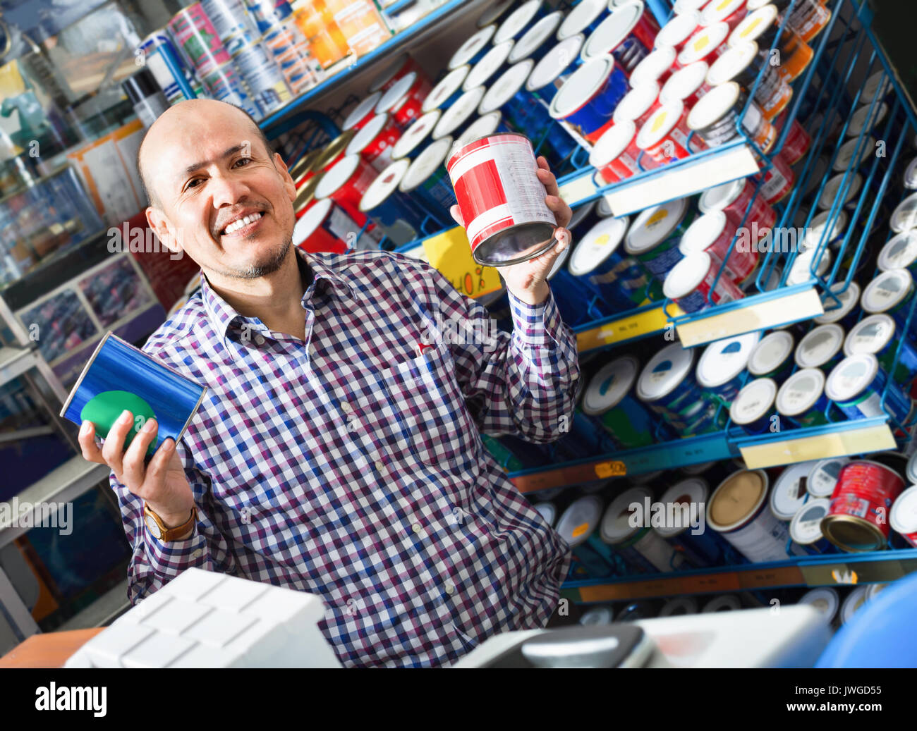 Paint shop interior mixer hi-res stock photography and images - Alamy
