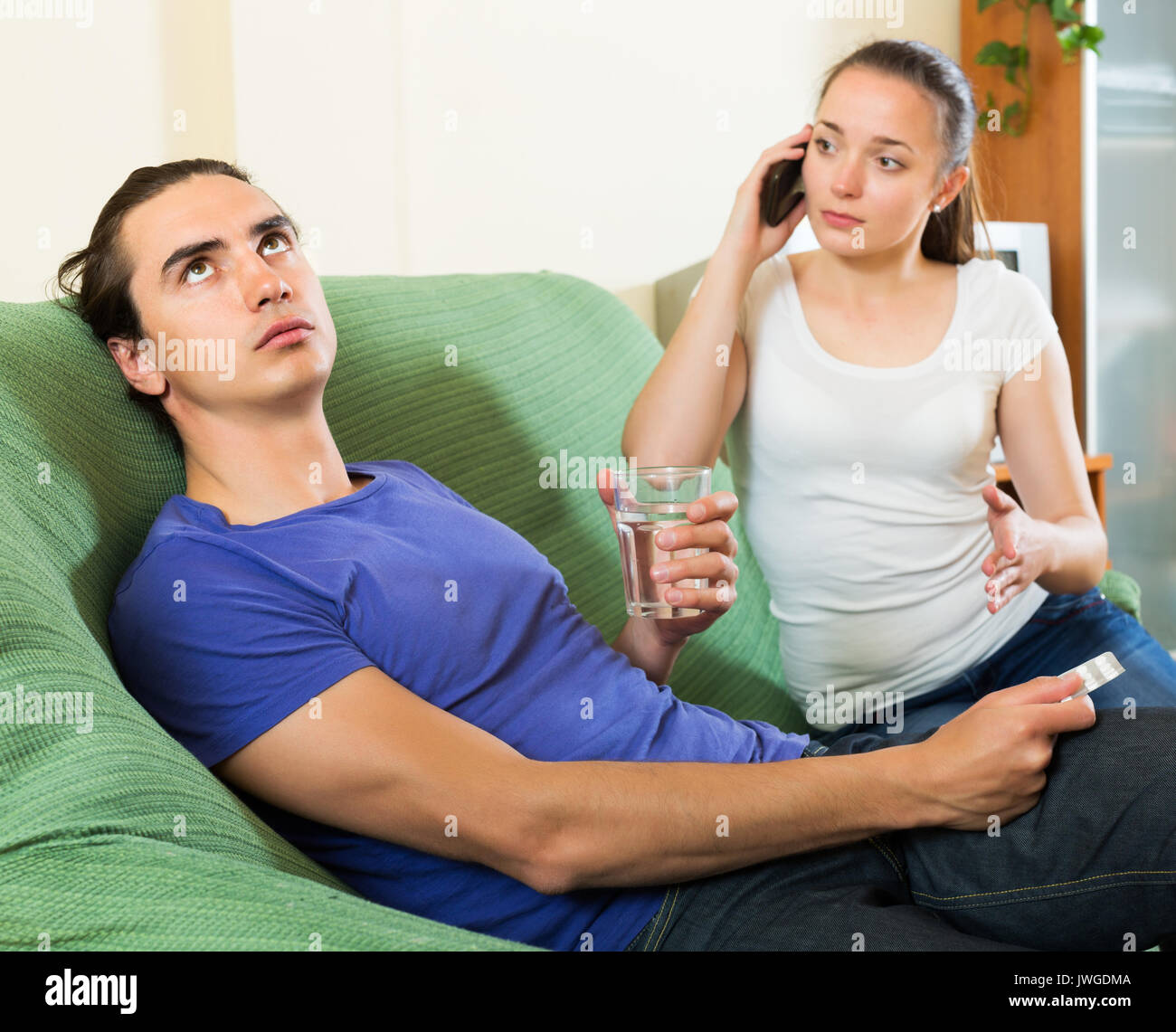 Calling 911 emergency hi-res stock photography and images - Alamy