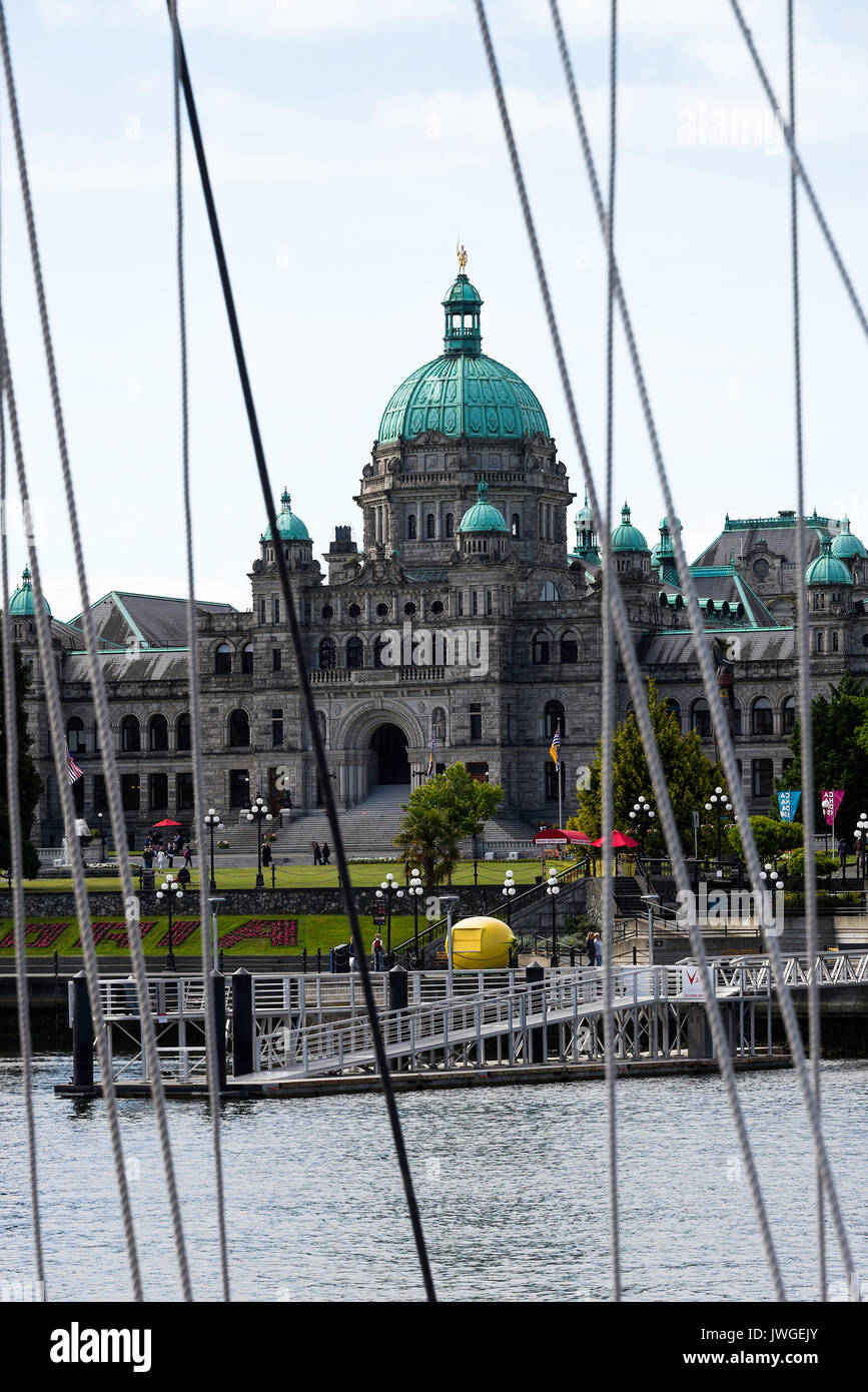 Victoria harbour building hi-res stock photography and images - Alamy