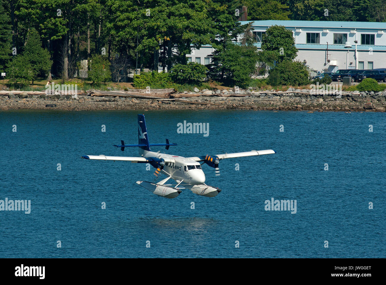 Float plane airplane hi-res stock photography and images - Alamy