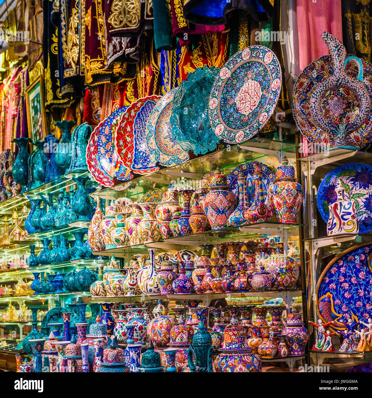 Turkish ceramics on sale at the Grand Bazaar in Istanbul, Turkey ...