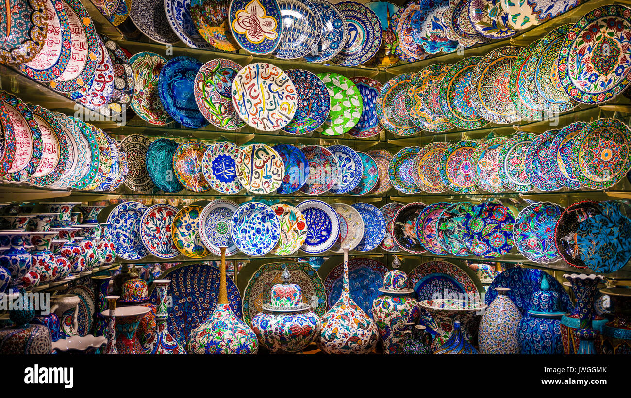 Turkish ceramics on sale at the Grand Bazaar in Istanbul, Turkey ...