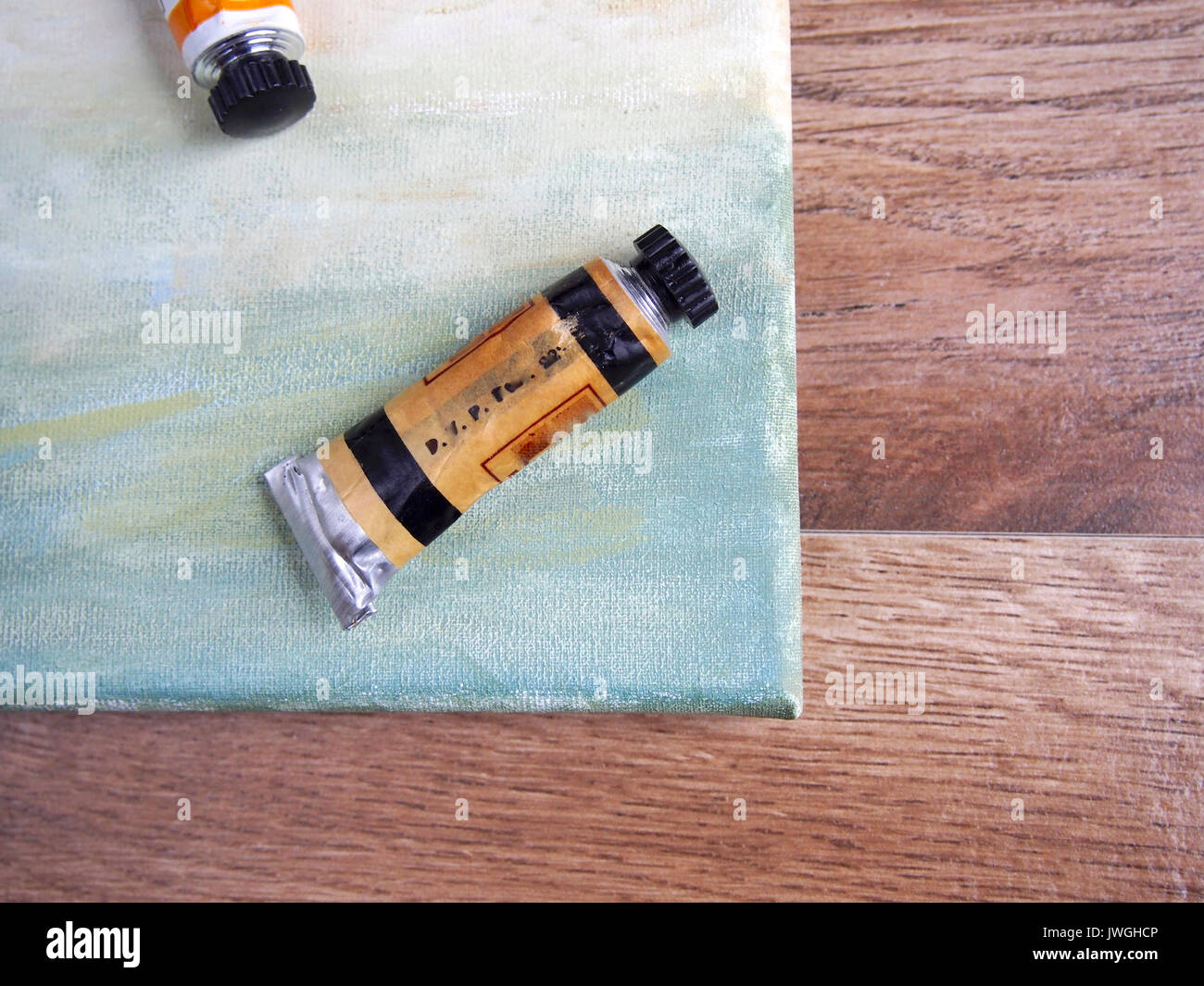 Canvas tube hi-res stock photography and images - Alamy