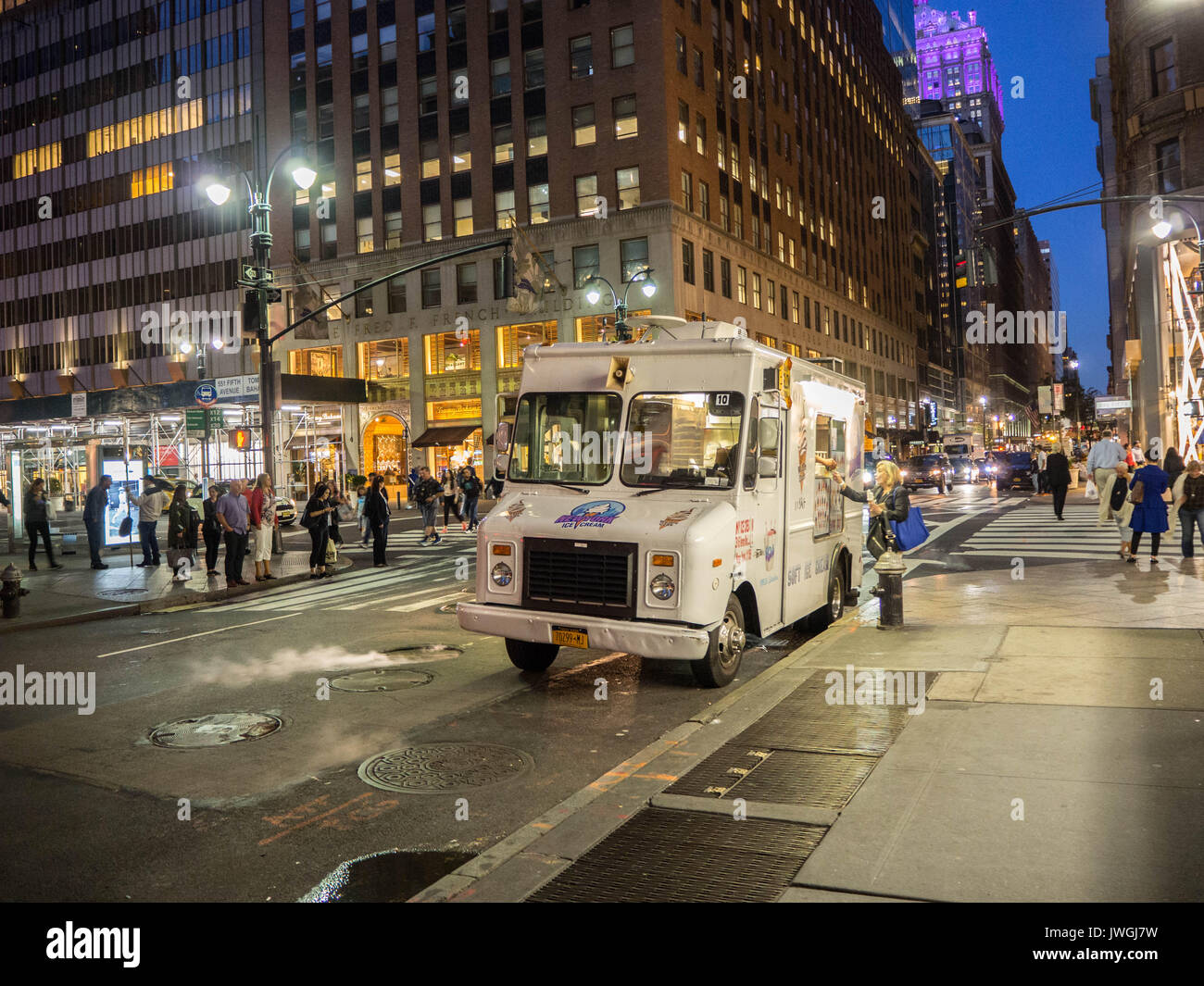 Ice cream van in car hi-res stock photography and images - Alamy