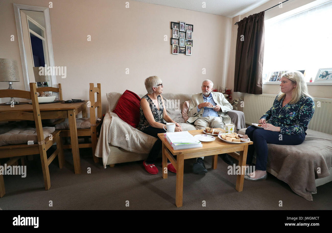 Rachel eden hi-res stock photography and images - Alamy