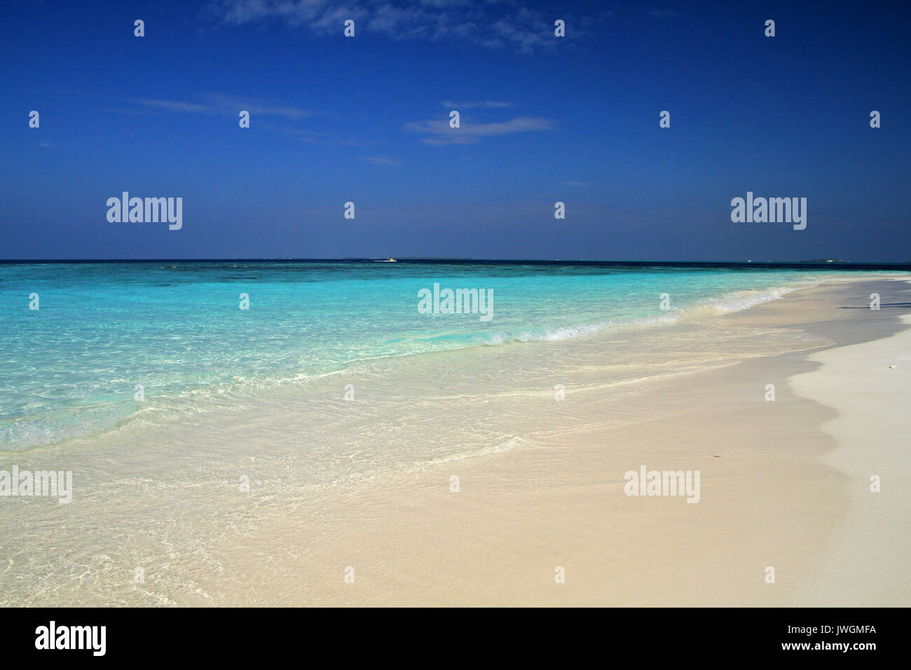 Maldivian beach, Ari Atol, Maldives Stock Photo - Alamy
