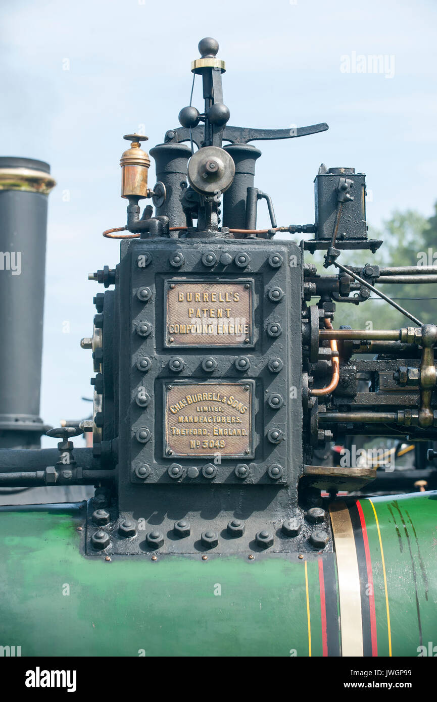 Close Up Wheel Traction Engine High Resolution Stock Photography and ...