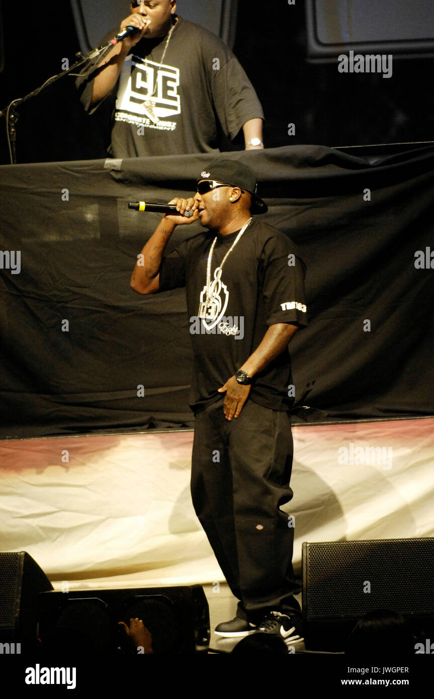 Rapper Young Jeezy performs America's Most Wanted Tour Gibson ...