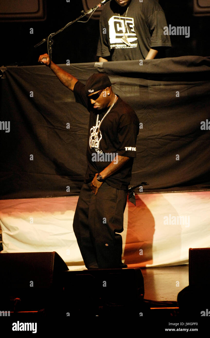 Rapper Young Jeezy performs America's Most Wanted Tour Gibson ...