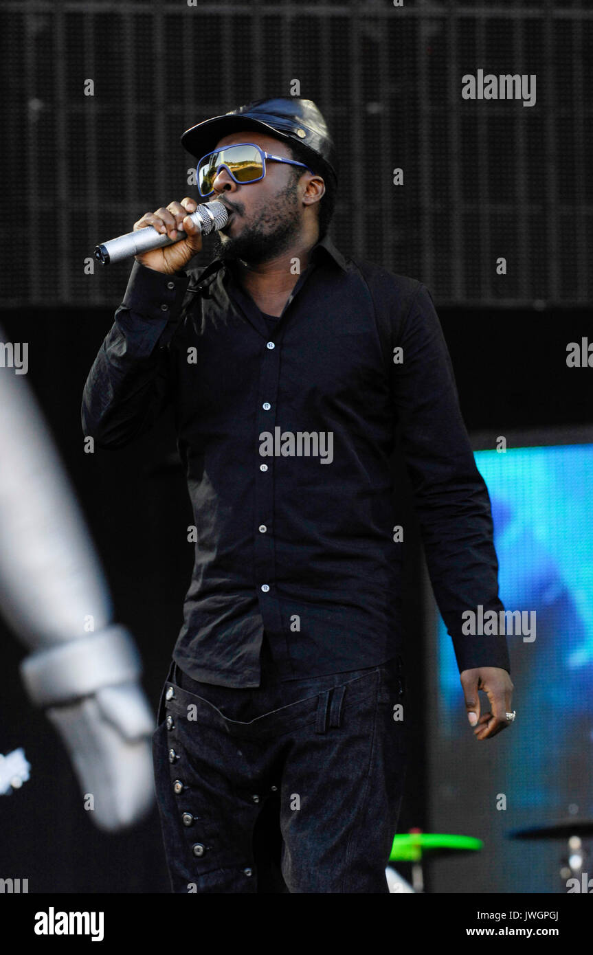 will.i.am Black Eyed Peas perform 2009 Outside Lands Festival Golden ...