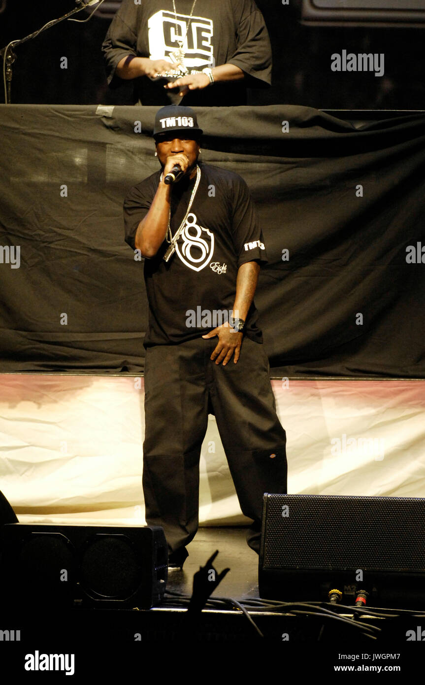Rapper Young Jeezy performs America's Most Wanted Tour Gibson ...
