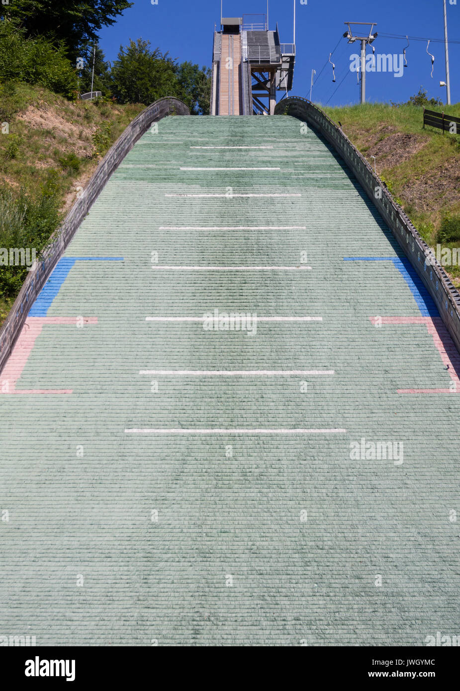 Ramp jumping hi-res stock photography and images - Alamy