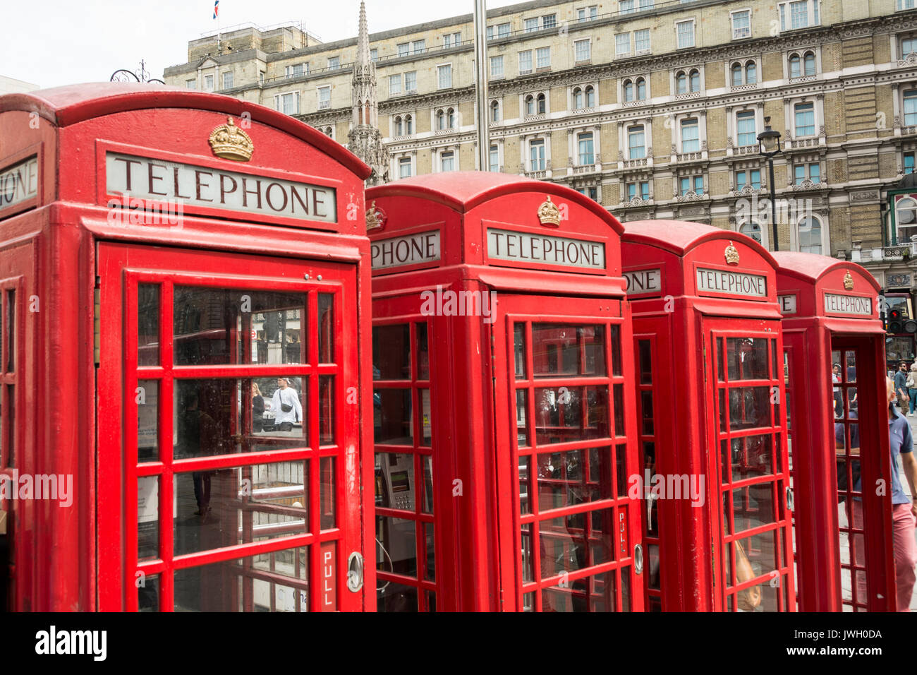 The K6 - Britain's red Telephone Box designed by Sir Giles Gilbert ...