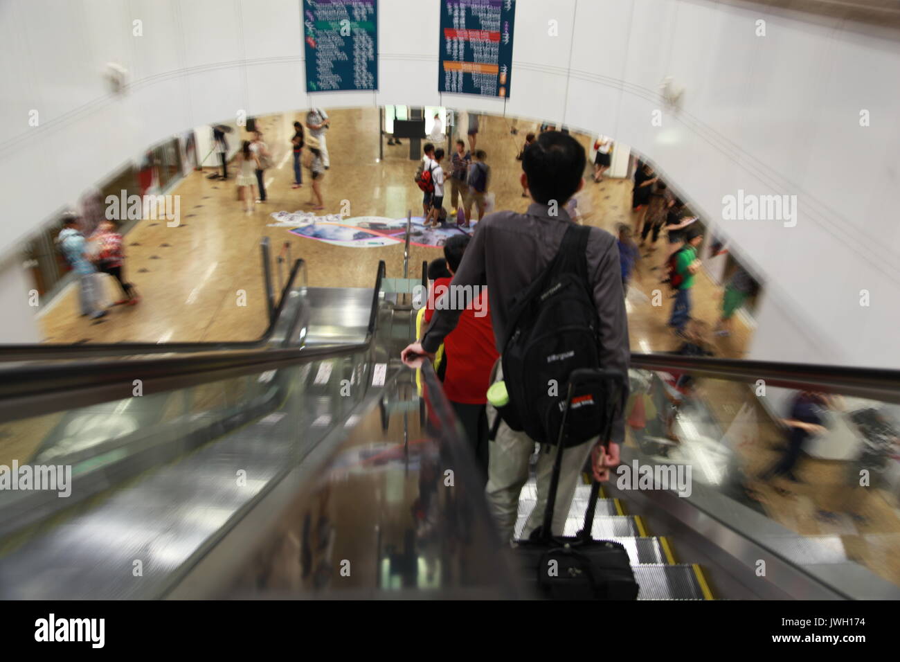 Moving walkway walkway escalator hi-res stock photography and images ...