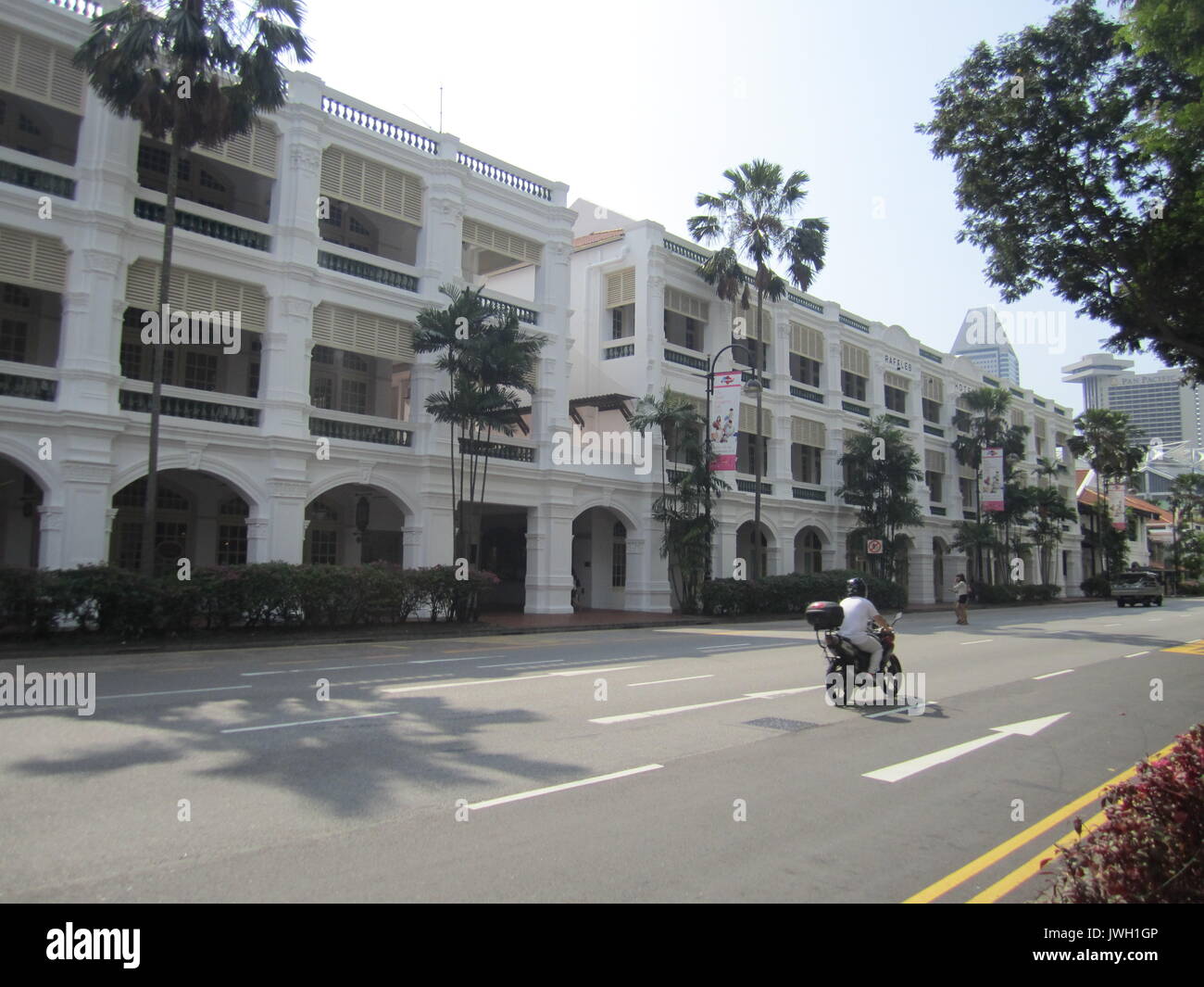 Raffles center hi-res stock photography and images - Alamy