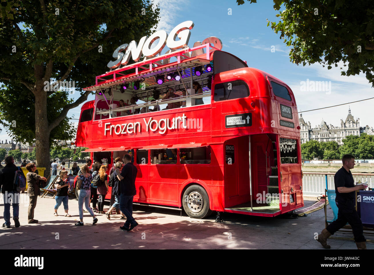 The Snog Frozen Yogurt double-decker London bus on the Southbank ...
