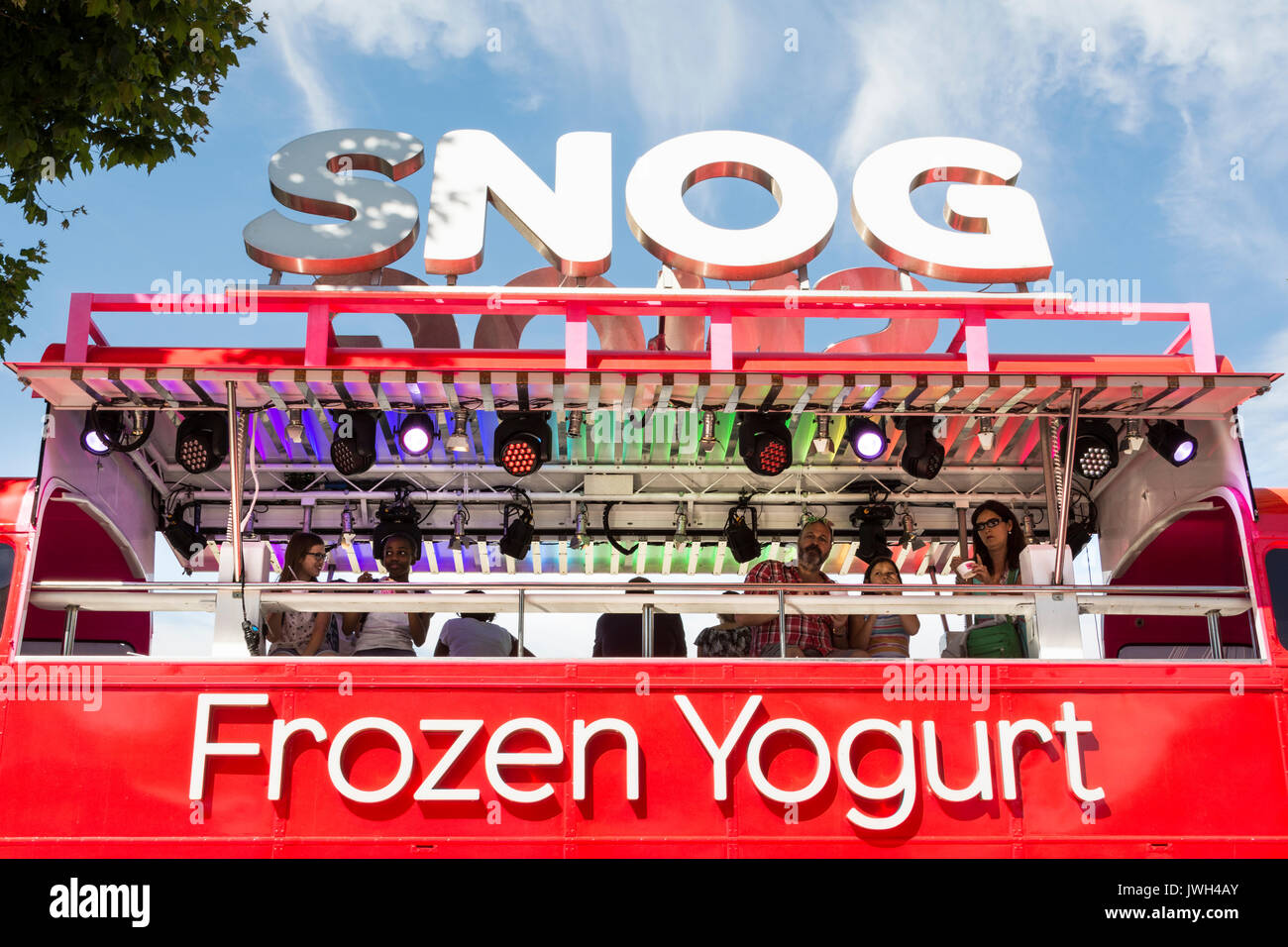 The Snog Frozen Yogurt double-decker London bus on the Southbank ...