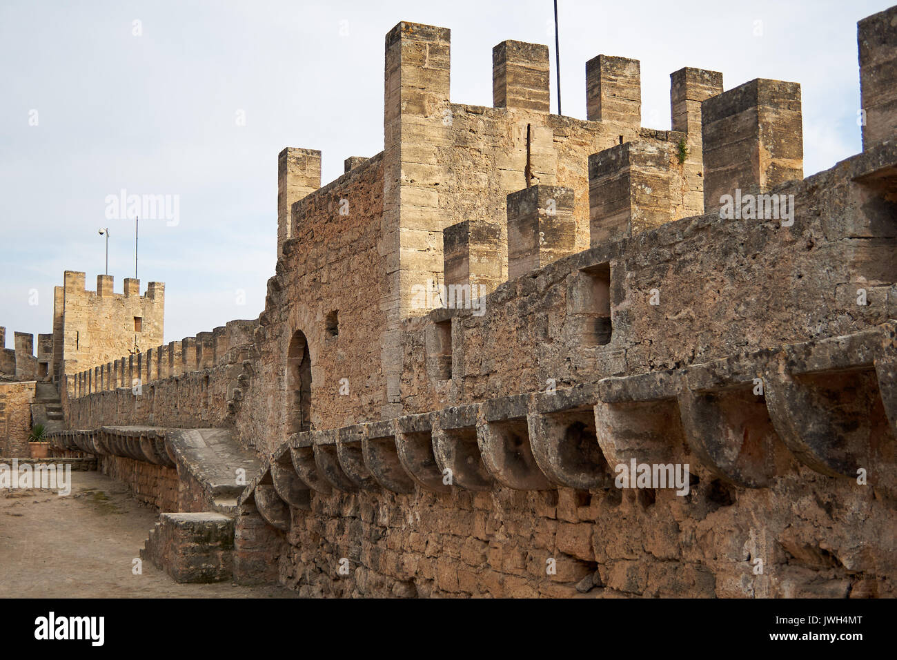 Medieval castle wall defense Stock Photo - Alamy