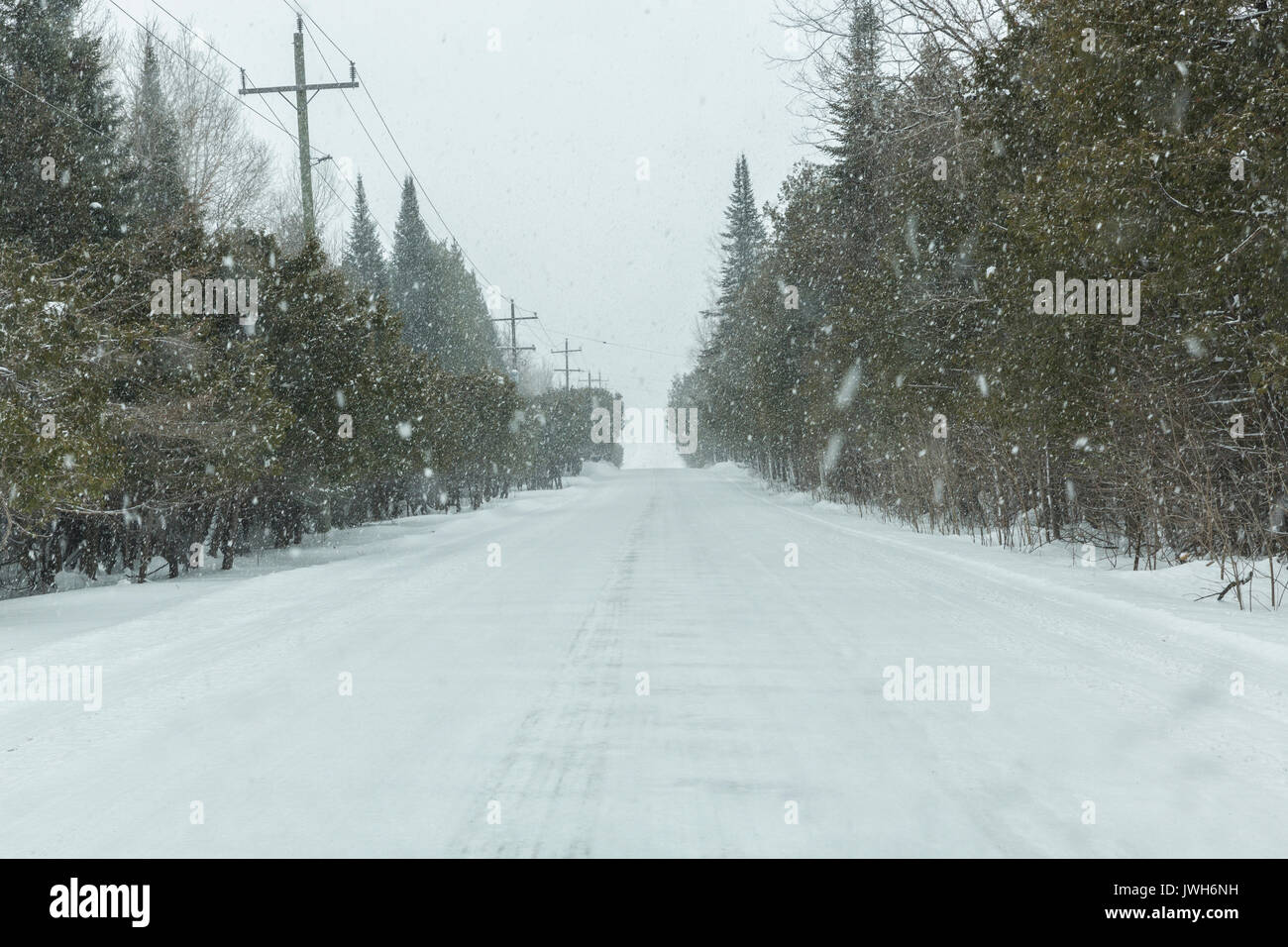 Snow driving beautiful hi-res stock photography and images - Alamy