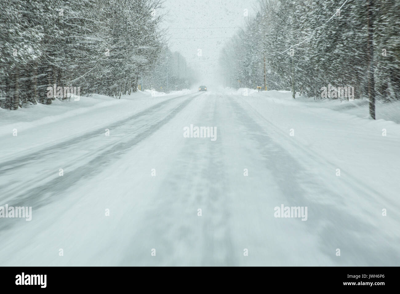 Driving scenes hi-res stock photography and images - Alamy