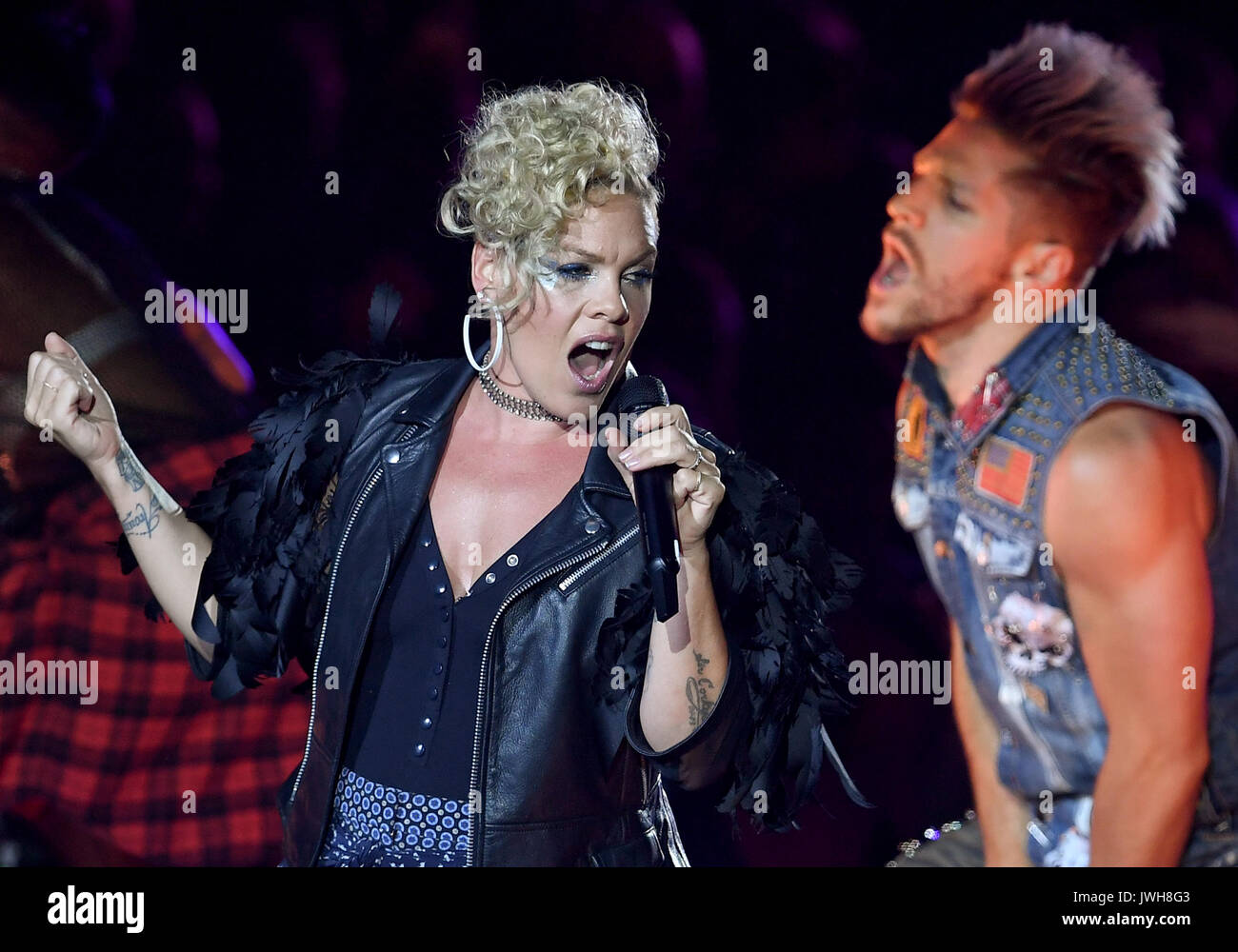 Berlin, Germany. 11th Aug, 2017. American pop singer Pink performs on ...