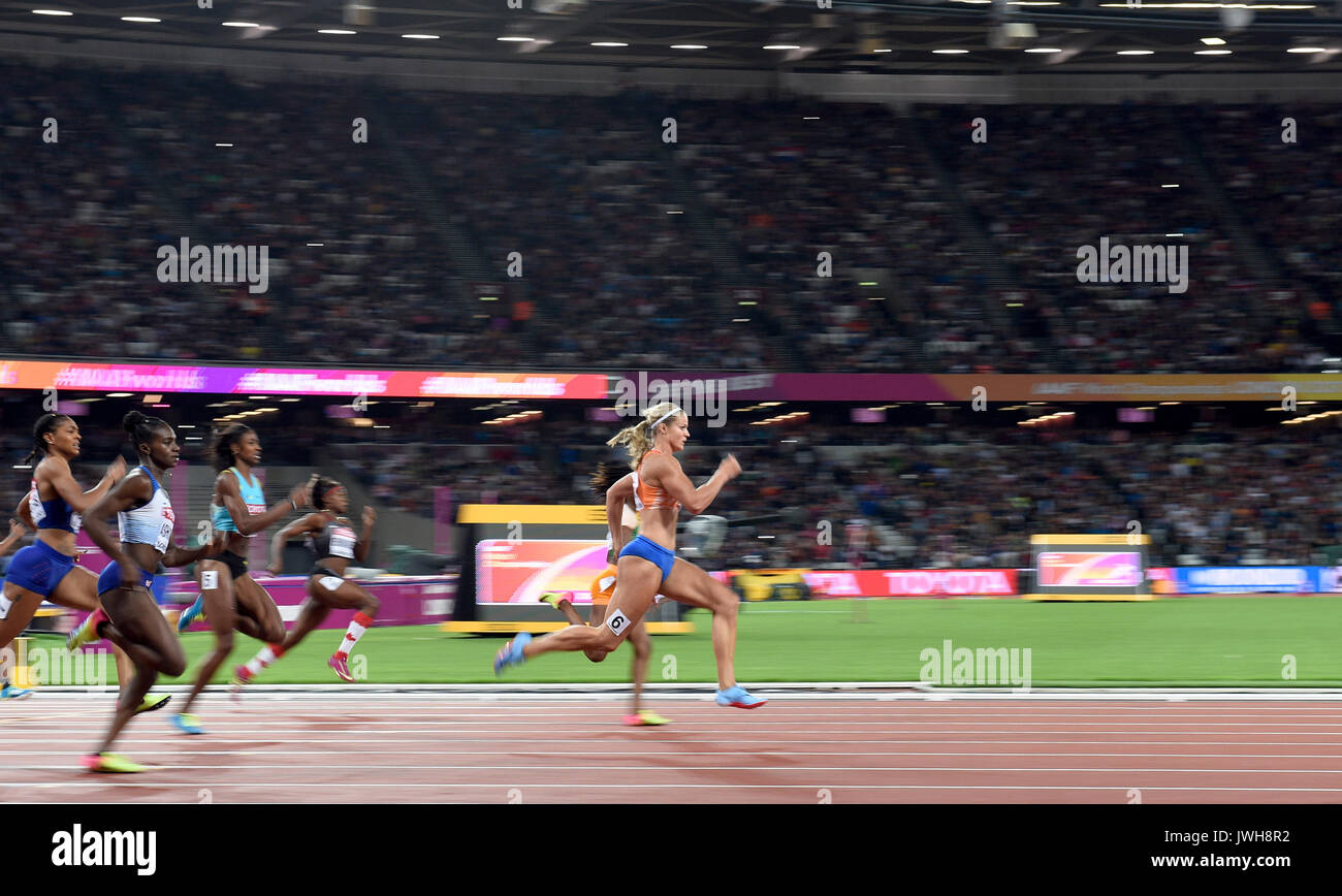 London, UK. 11th Aug, 2017. Dutch athlete Dafne Schippers (R) leads the ...