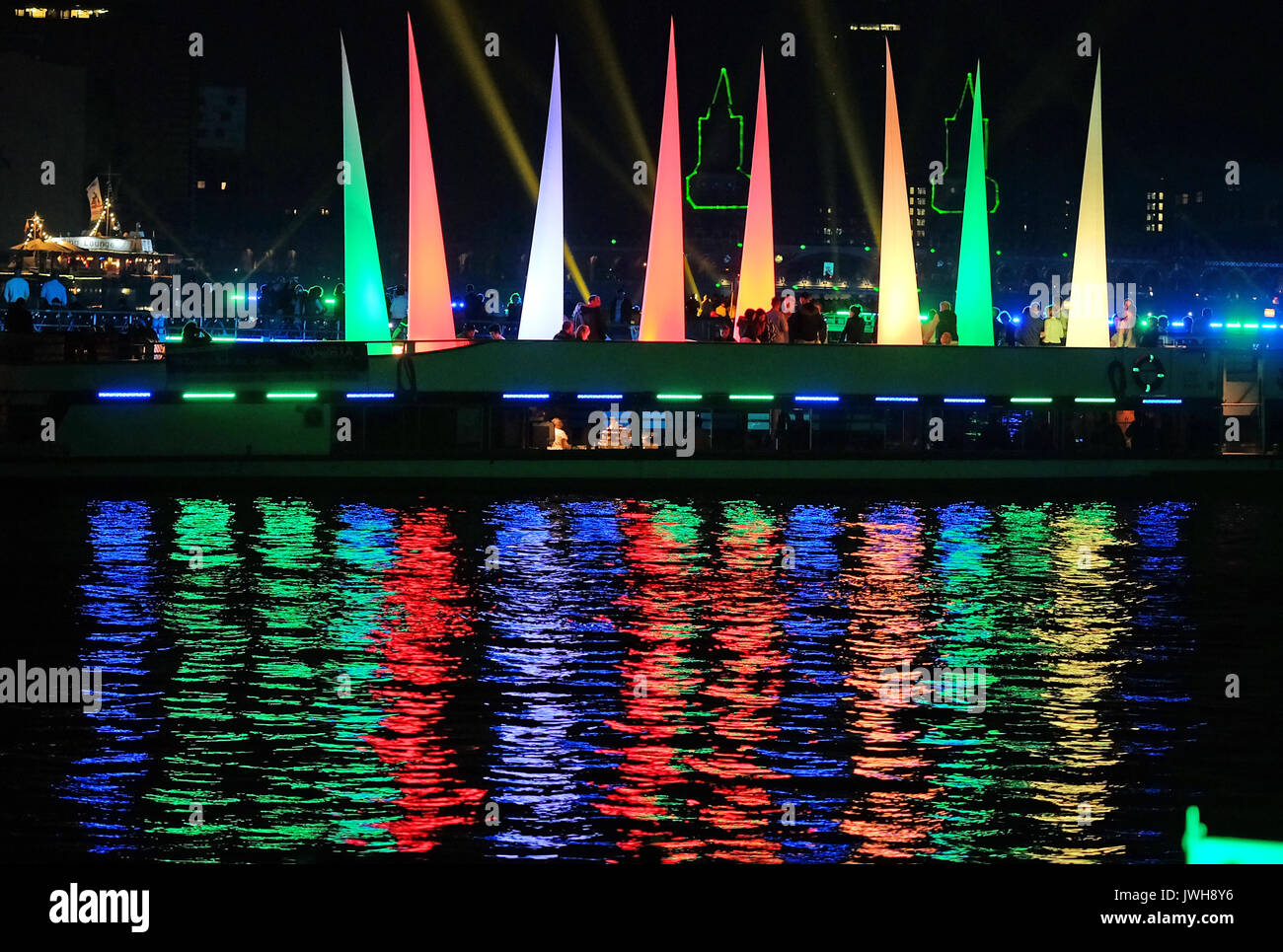 Lights reflected on river surface hi-res stock photography and images ...