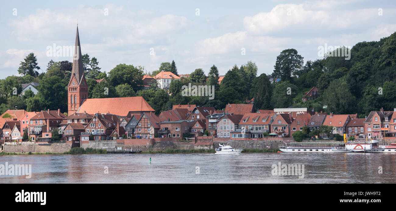 Lauenburg, Germany. 7th Aug, 2017. A view of the historic centre of ...