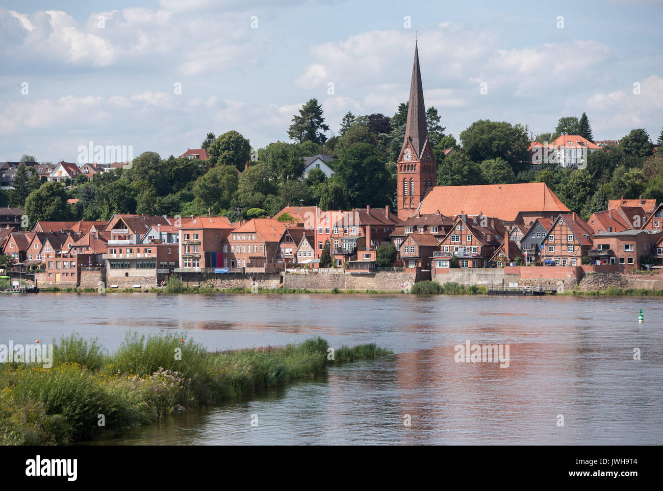 Lauenburg, Germany. 7th Aug, 2017. A view of the historic centre of ...
