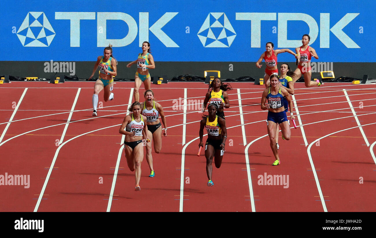 London, Britain. 12th Aug, 2017. Liang Xiaojing (3rd R) and Ge Manqi of ...