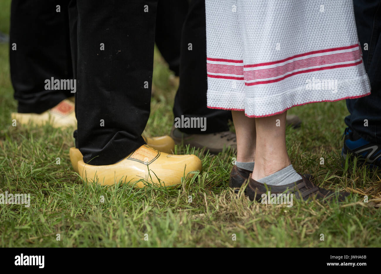 Nordhorn, Germany. 11th Aug, 2017. The traditional clothes of farmers ...