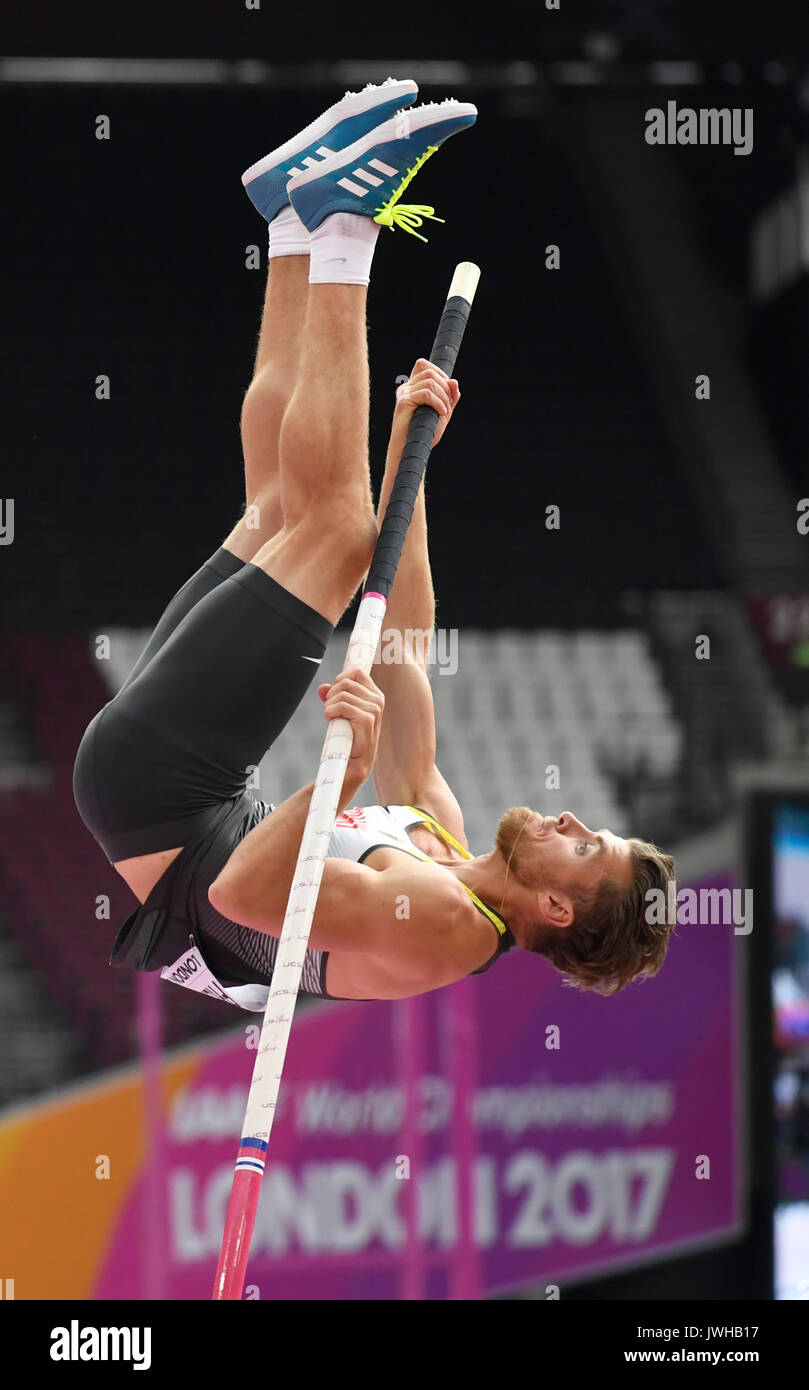 London, UK. 12th Aug, 2017. German athlete Rico Freimuth competes in ...