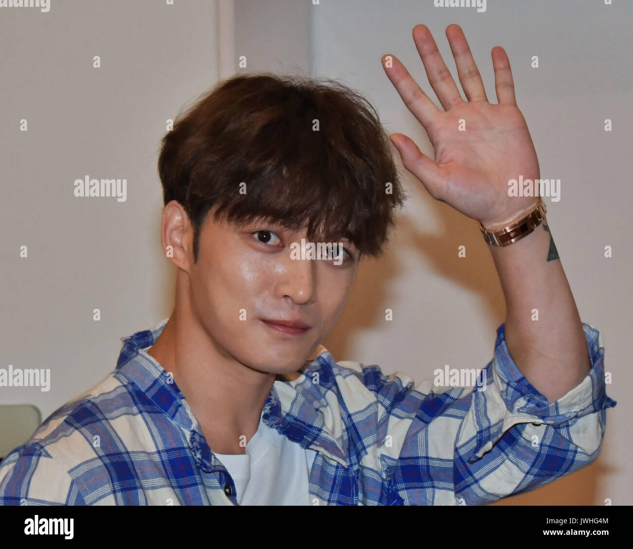 Kpop tokyo hi-res stock photography and images - Alamy