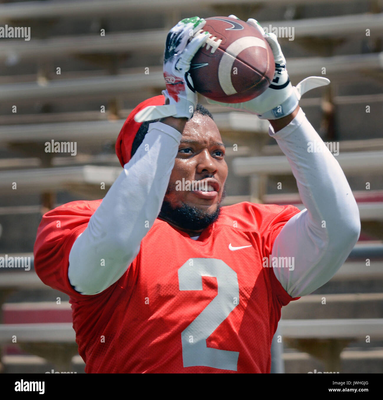Albuquerque, NM, USA. 12th Aug, 2017. Wide receiver #2 Delane Hart ...