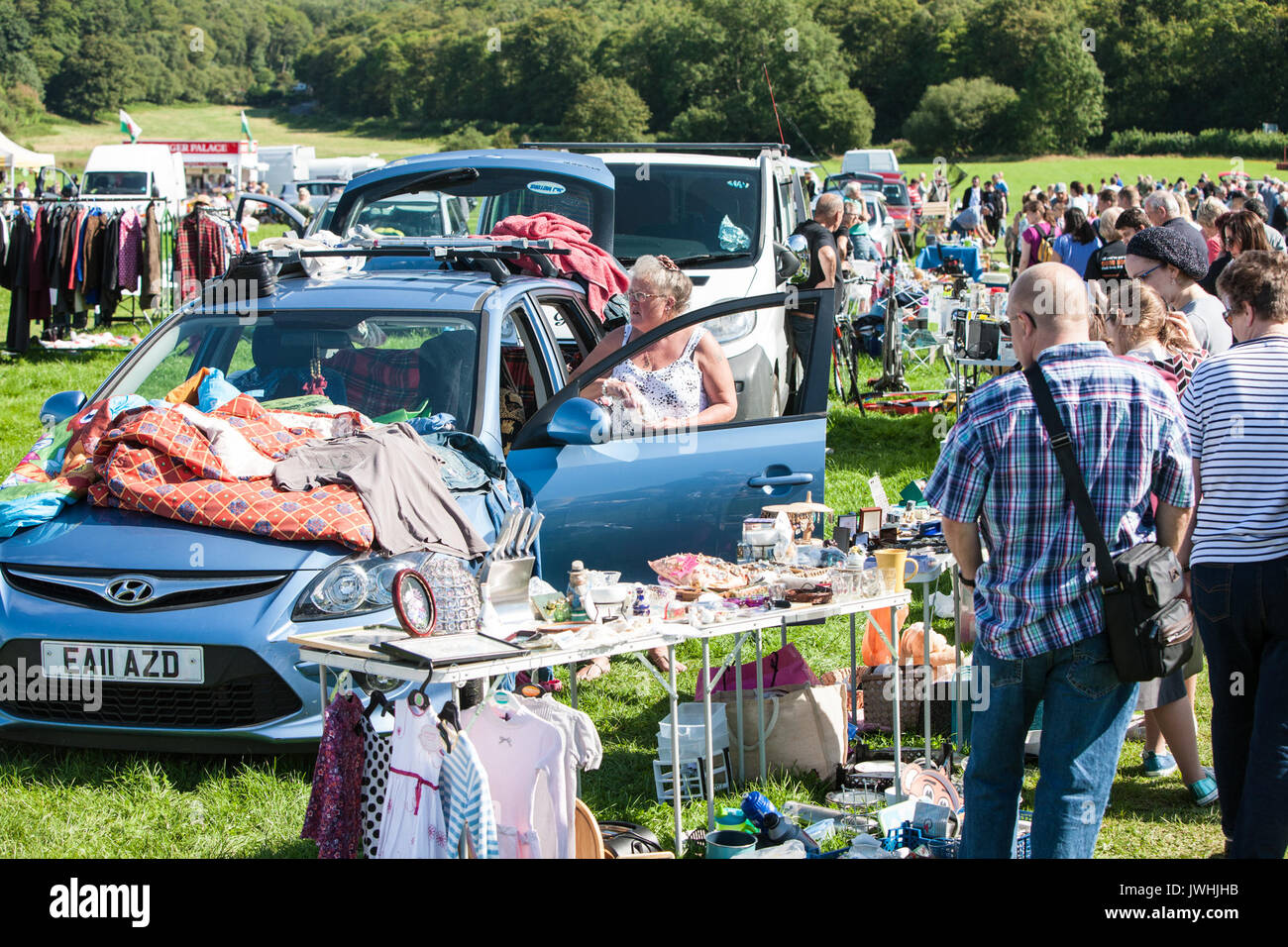 Tre'r-ddol village,Ceredigion, Wales, UK. 13th August, 2017. Sunday car ...