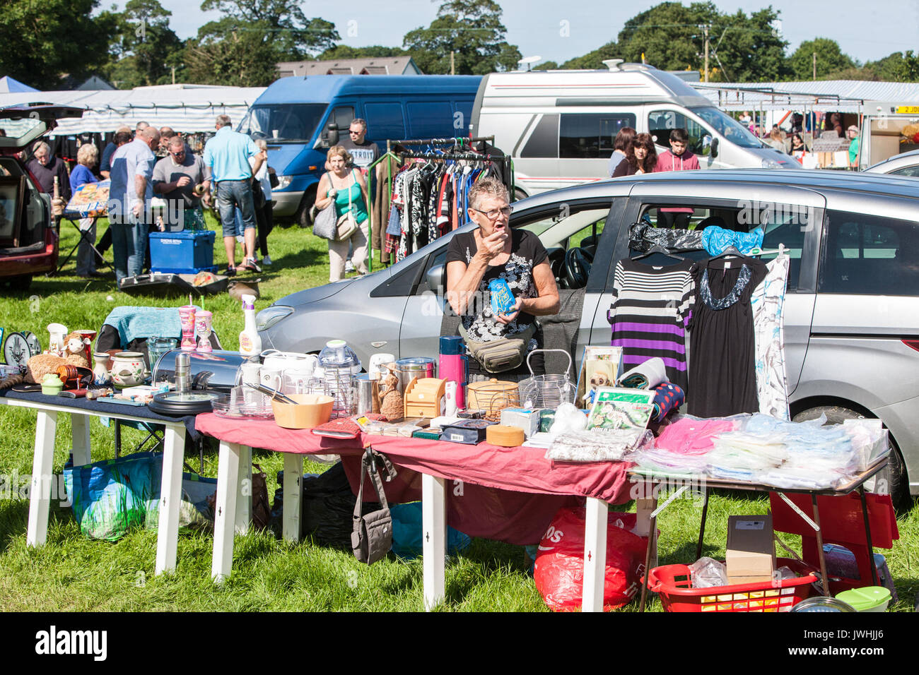 Tre'r-ddol village,Ceredigion, Wales, UK. 13th August, 2017. Sunday car ...
