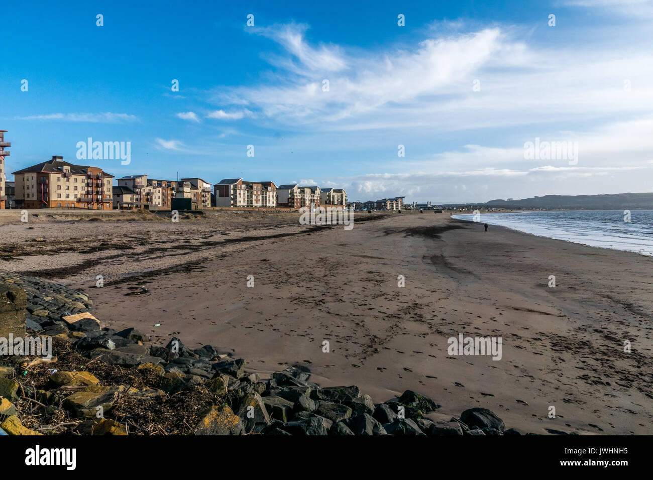 Ayr beachfront and sand Stock Photo - Alamy