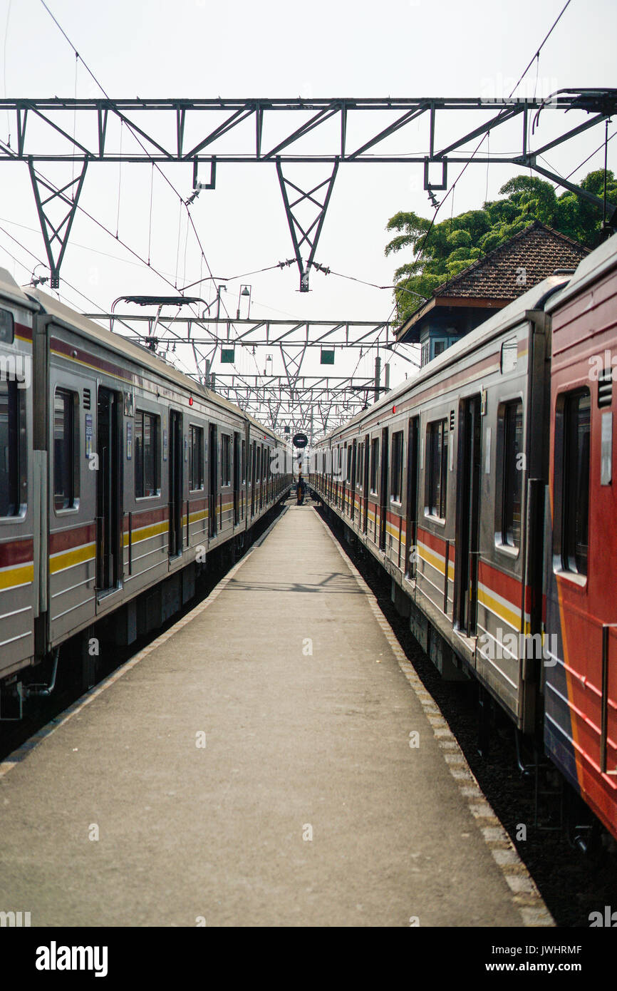 Train lane on waiting Stock Photo - Alamy
